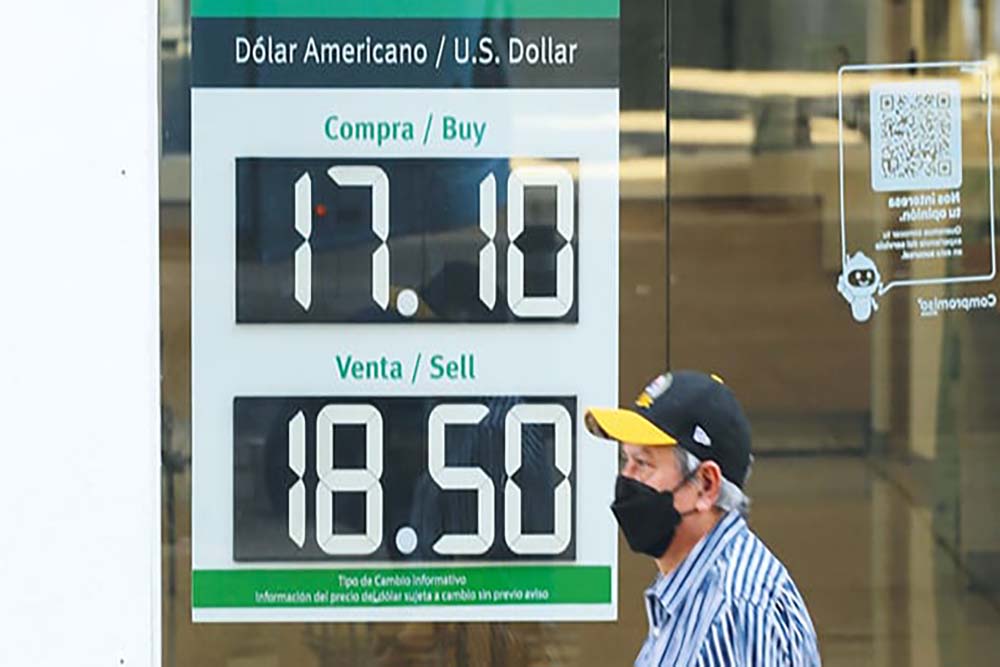 Revienta el superpeso barrera de 18 por dólar; Está en su mejor momento ...