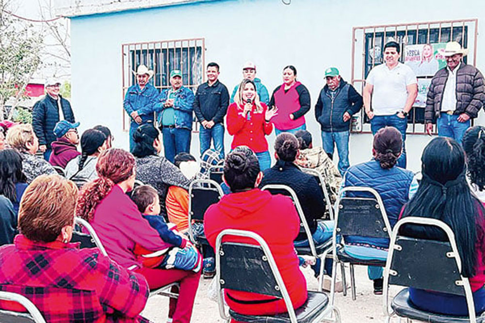 Vecinos de la Santa Cecilia están con Yesi - Zócalo