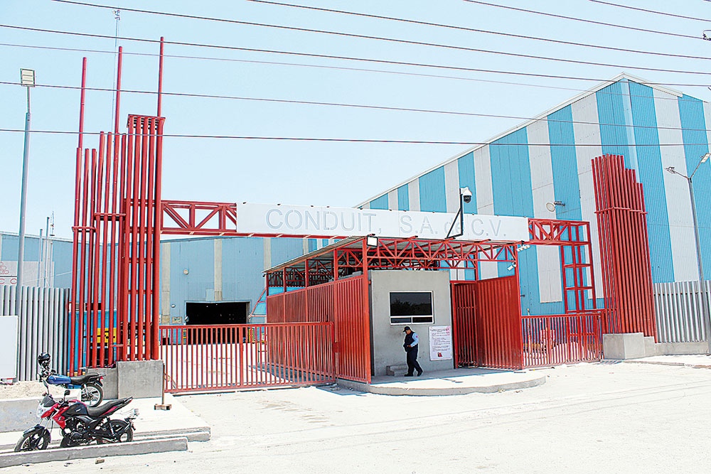 Llama IP al diálogo entre Conduit y empleados - Zócalo