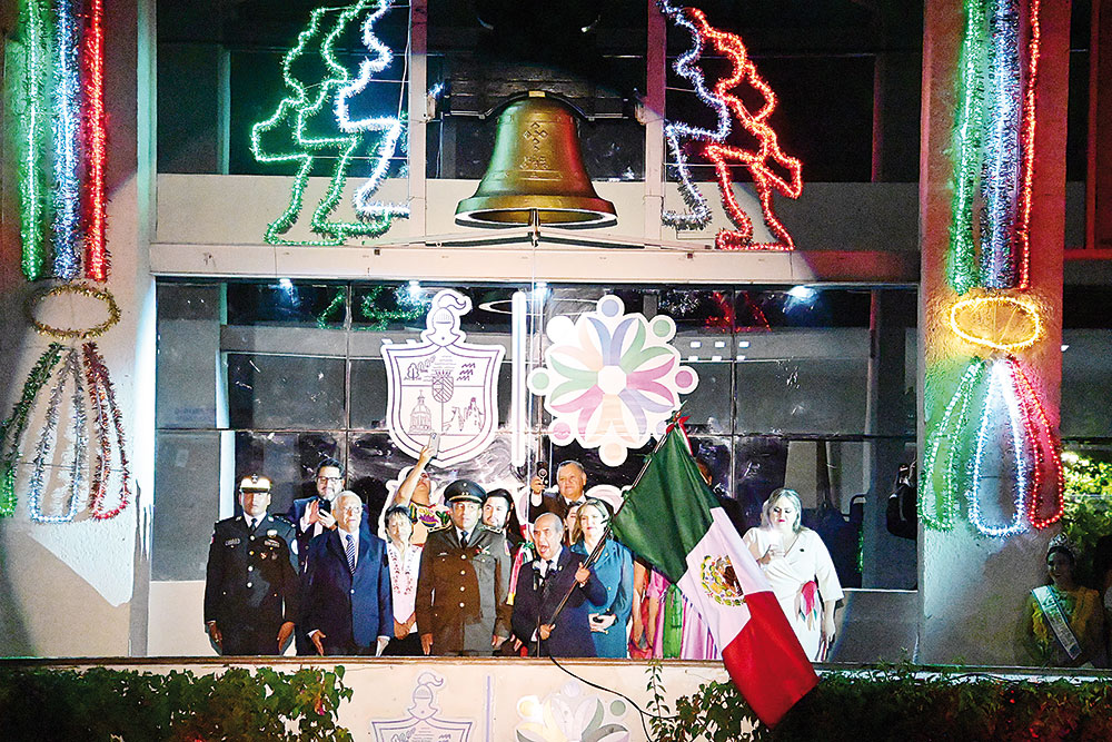 ¡Viva México, viva Monclova! - Zócalo