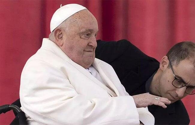 El papa Francisco sufre ‘neumonía bilateral’ y su cuadro clínico sigue siendo ‘complejo’ - Zócalo