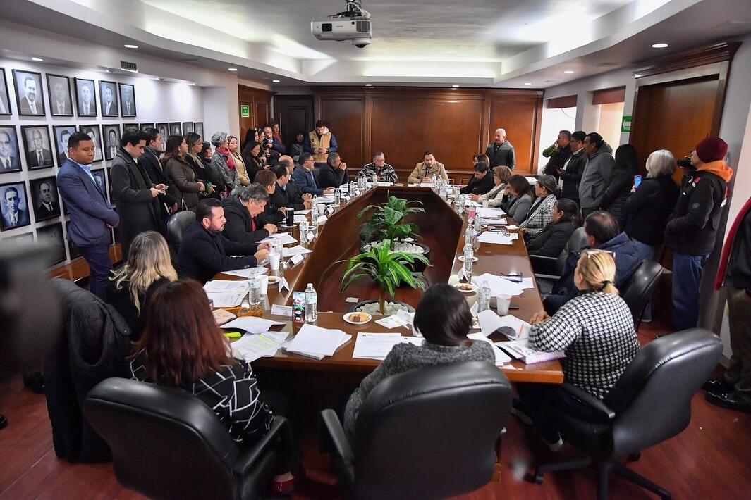 Avala Cabildo cesión de predio para primaria Suzanne Robert de Pape ...