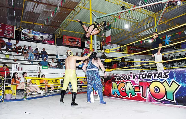 Regresa Arleking Sam al cuadrilátero - Zócalo